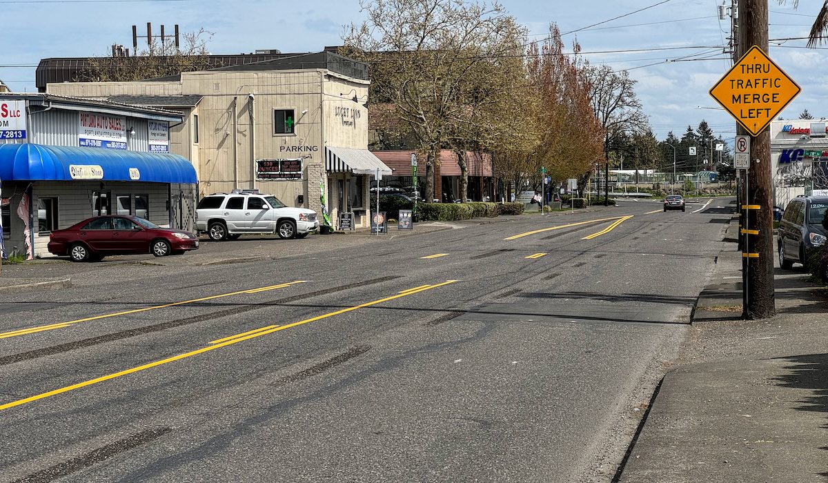 NE Halsey Lane Reconfiguration Underway – Montavilla News